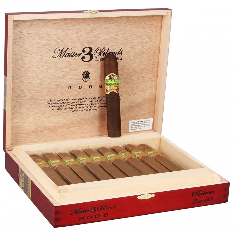 Trabucuri Oliva Master Blend 3 Robusto 20 editie limitata